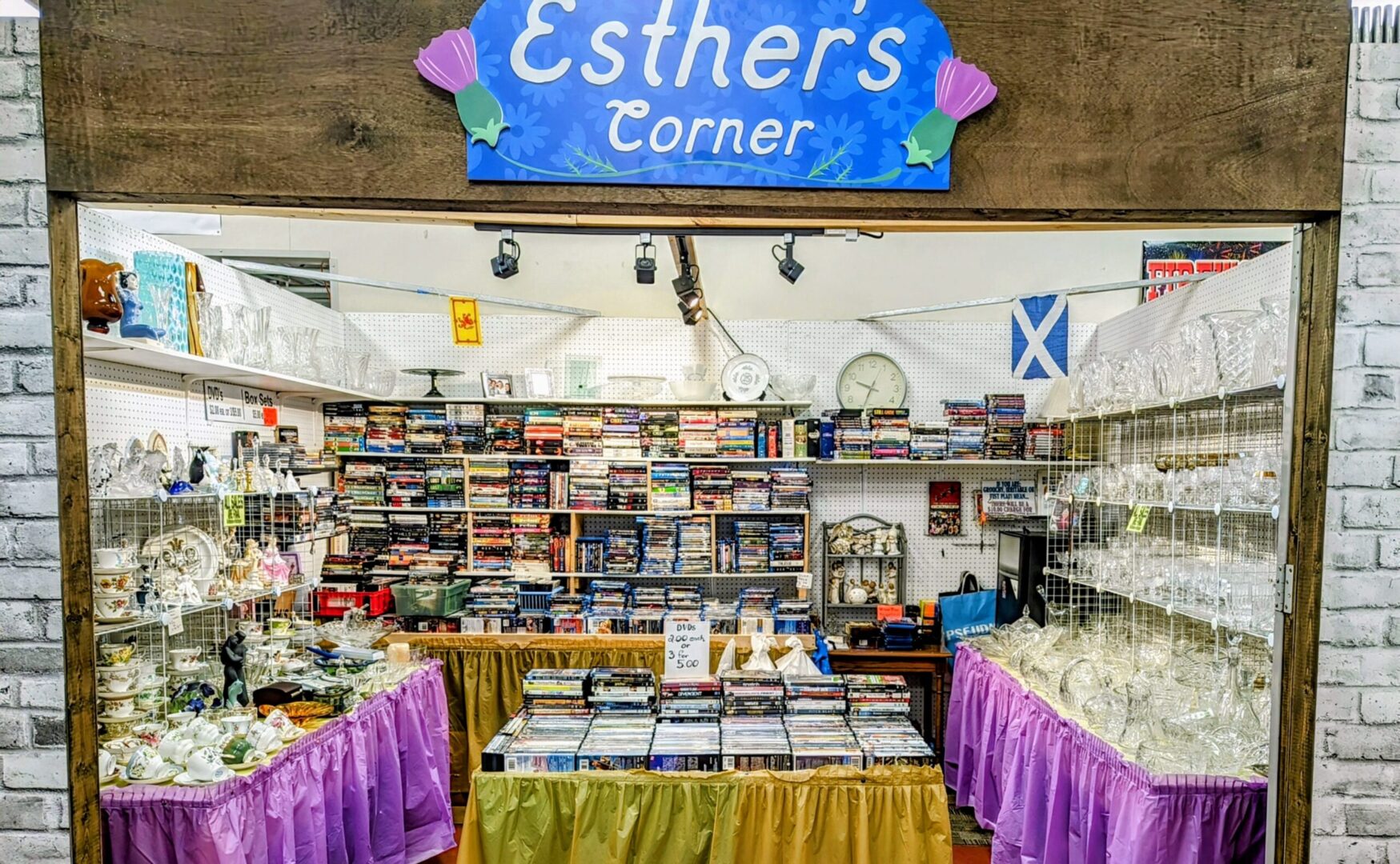 Browse Vendors – Queen Mary's Market